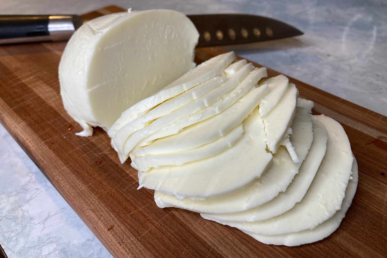 Crispy Crust Cast Iron Pizza - latebloomerinbakerville